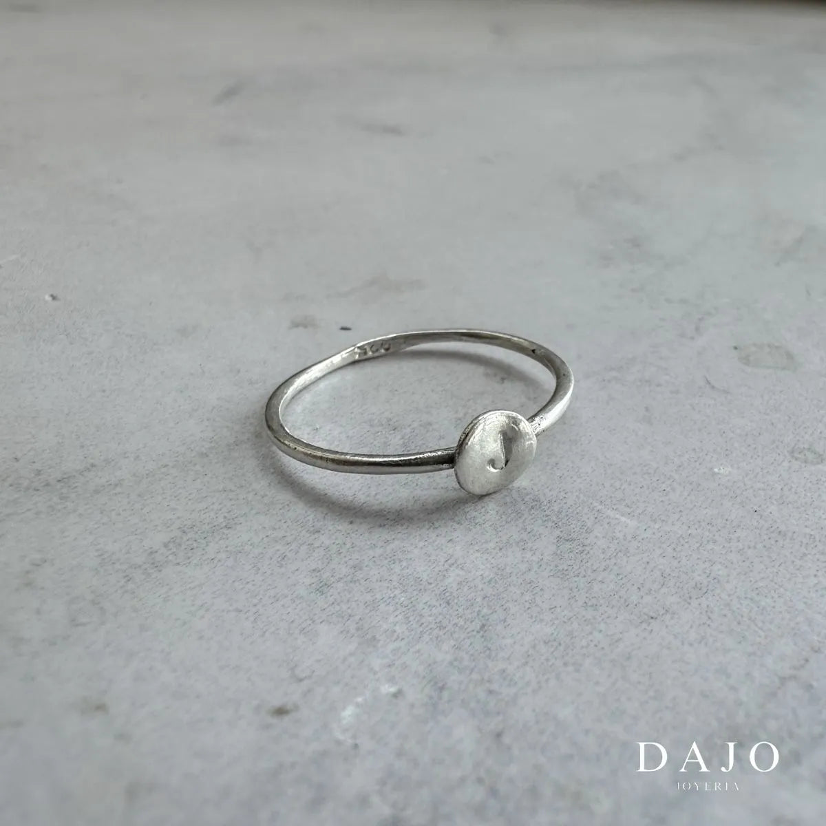 Anillo Inicial Personalizada Plata .925. Dajo Joyería – Dajo Joyeria